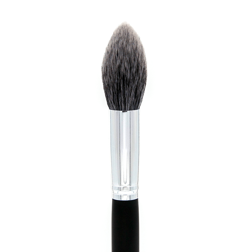Crown PRO Lush Pointed Powder/Contour Brush (C531)