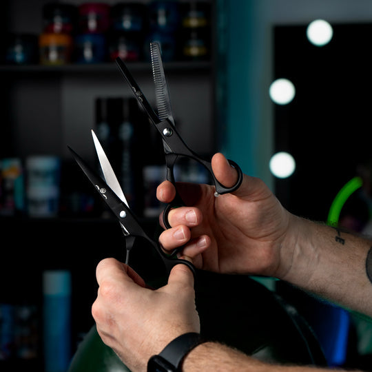Rolda 7" Right Handed Hair Cutting Scissors & Thinning Shear Set - Bla